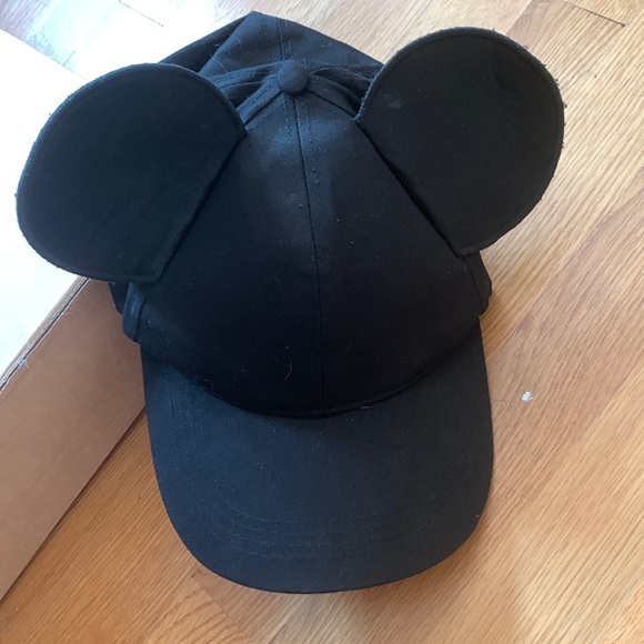 Disney | Accessories | Disney Mickey Mouse Hat | Poshmark